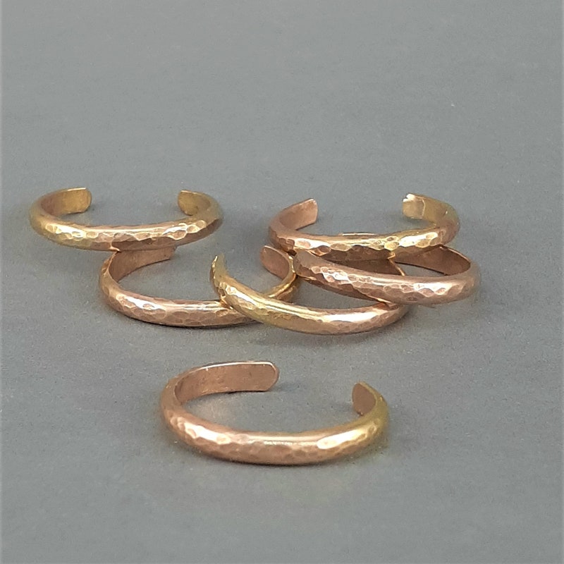 Gold Toe Ring - Etsy