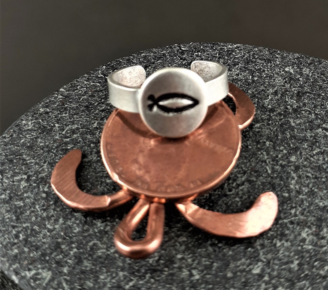 FISH TOE RING, Handmade Disk Christian Toe Ring, Summer Beach Jewelry ...