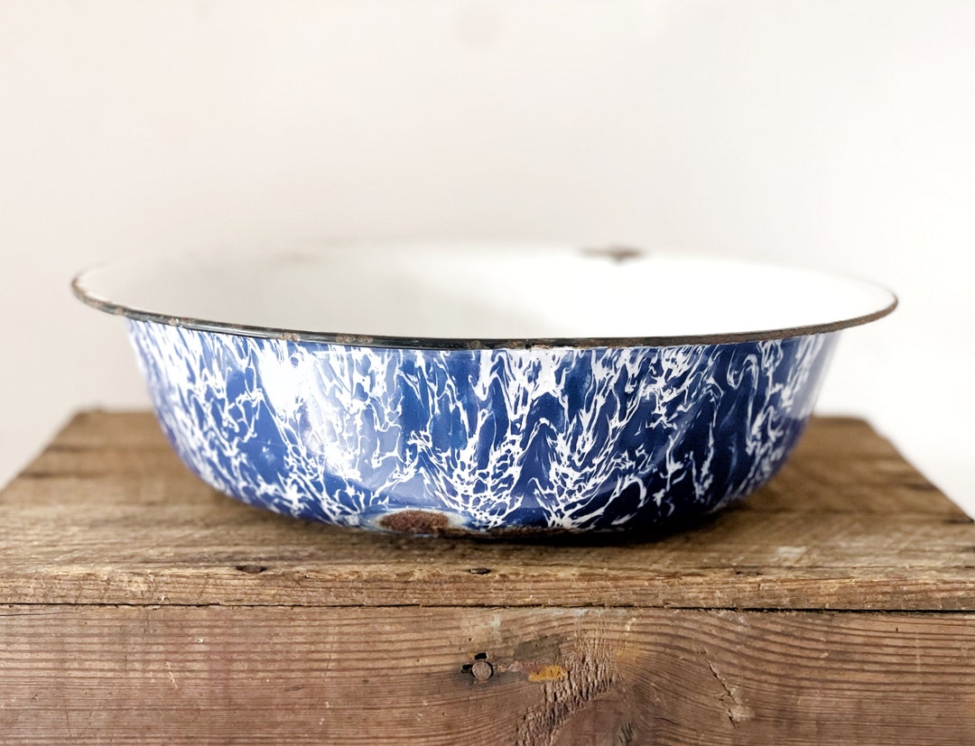 Vintage Enamelware Bowl | Blue and White Speckleware | Graniteware ...
