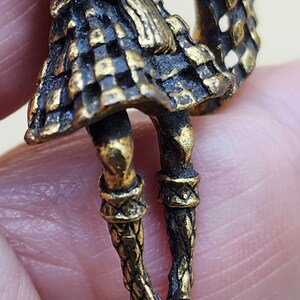 Vintage Highland Bagpiper Lapel Pin - Etsy