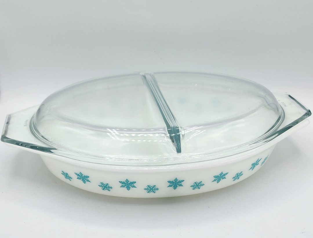 Pyrex Snowflake 1.5 Qt W/ Lid Divided Casserole - Etsy
