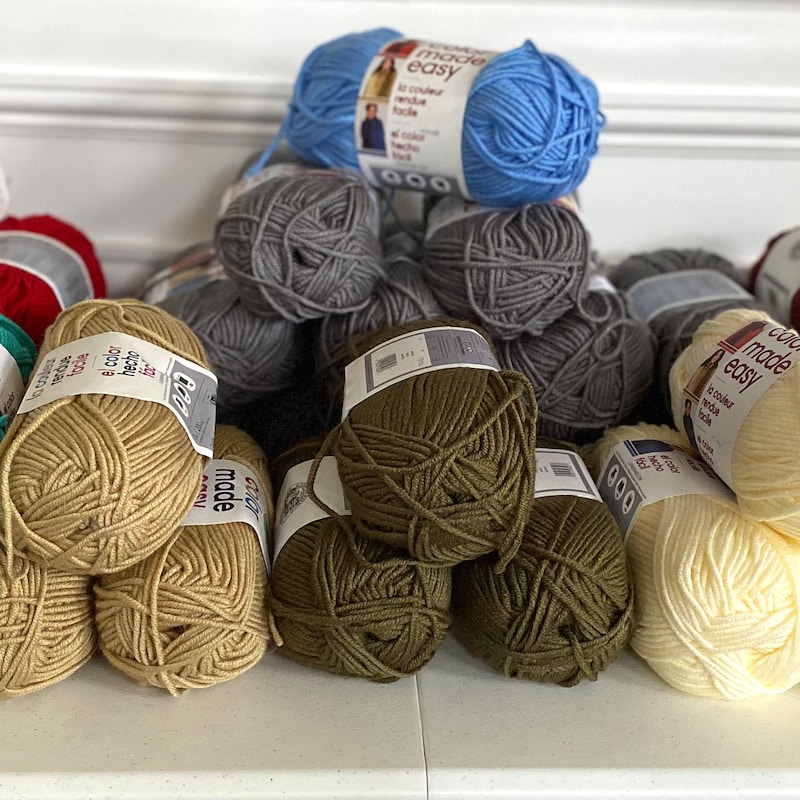 Red Bulky $5 Yarn - Etsy