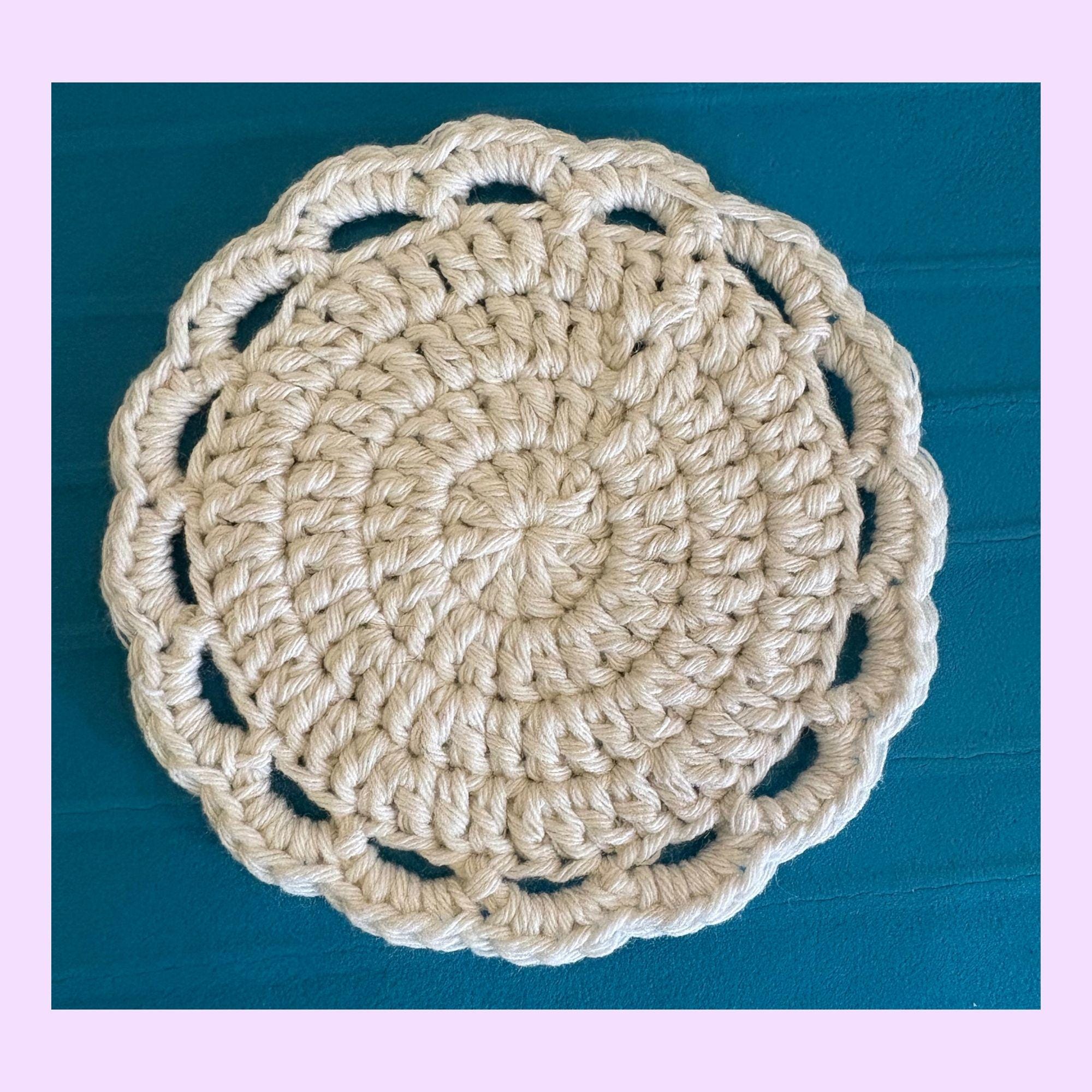 Scalloped Crochet Coaster Pattern: Easy Round Lace Coaster (PDF) - Etsy