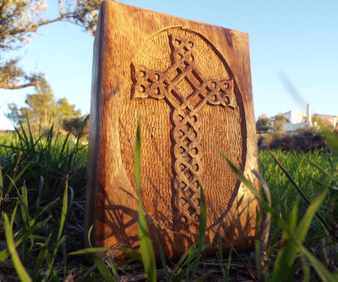 Handmade Mango Wood Celtic Cross Box: Eco-friendly Jewelry Trinket - Etsy