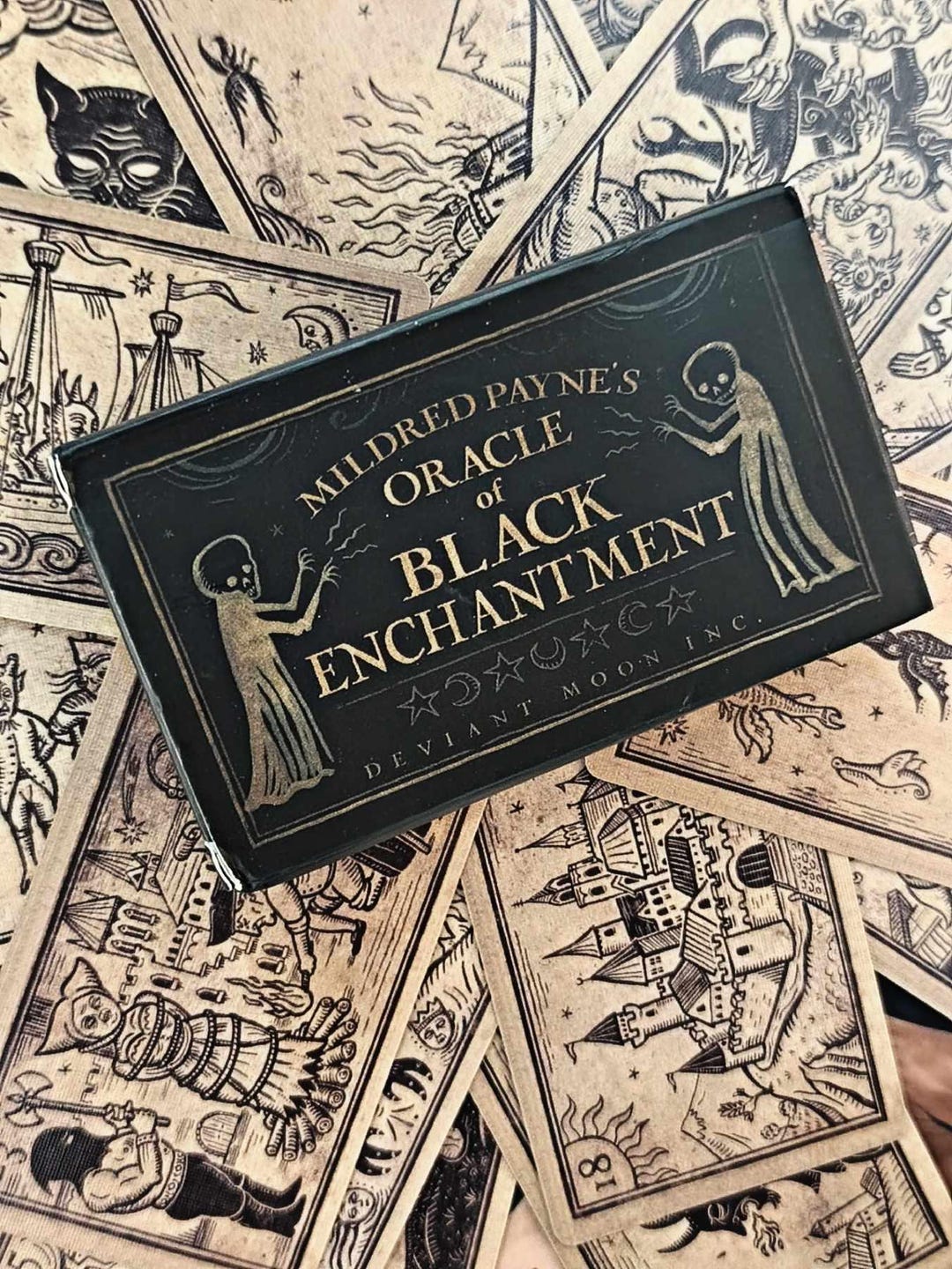 Horror Tarot Deck: Oracle of Black Enchantment Gothic Fortune Telling ...