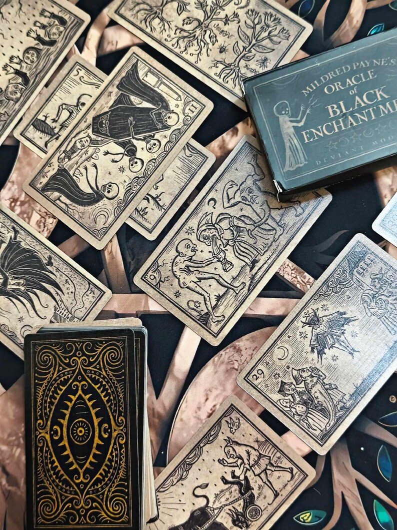 Horror Tarot Deck: Oracle of Black Enchantment Gothic Fortune Telling ...