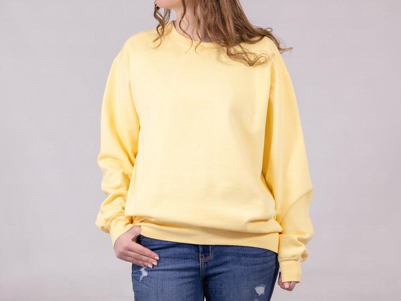 Butter Comfort Colors 1566 Model Mockup: Front View Real Product Mockup ...