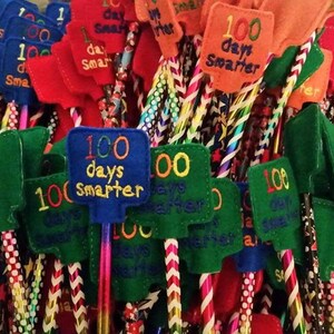 Embroidered Felt Pencil Topper: 100 Days of School Party Favor - Etsy