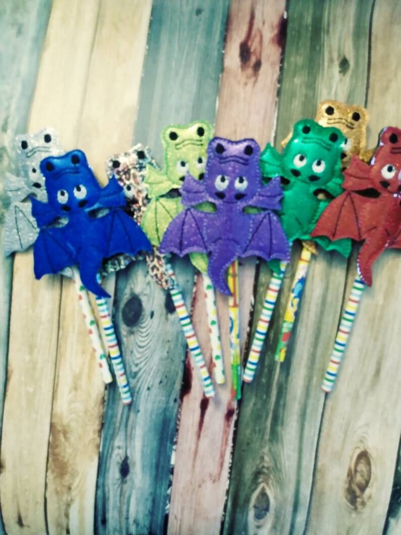 Dragon Finger Puppet Fantasy Finger Puppet Dragon Pencil - Etsy Canada