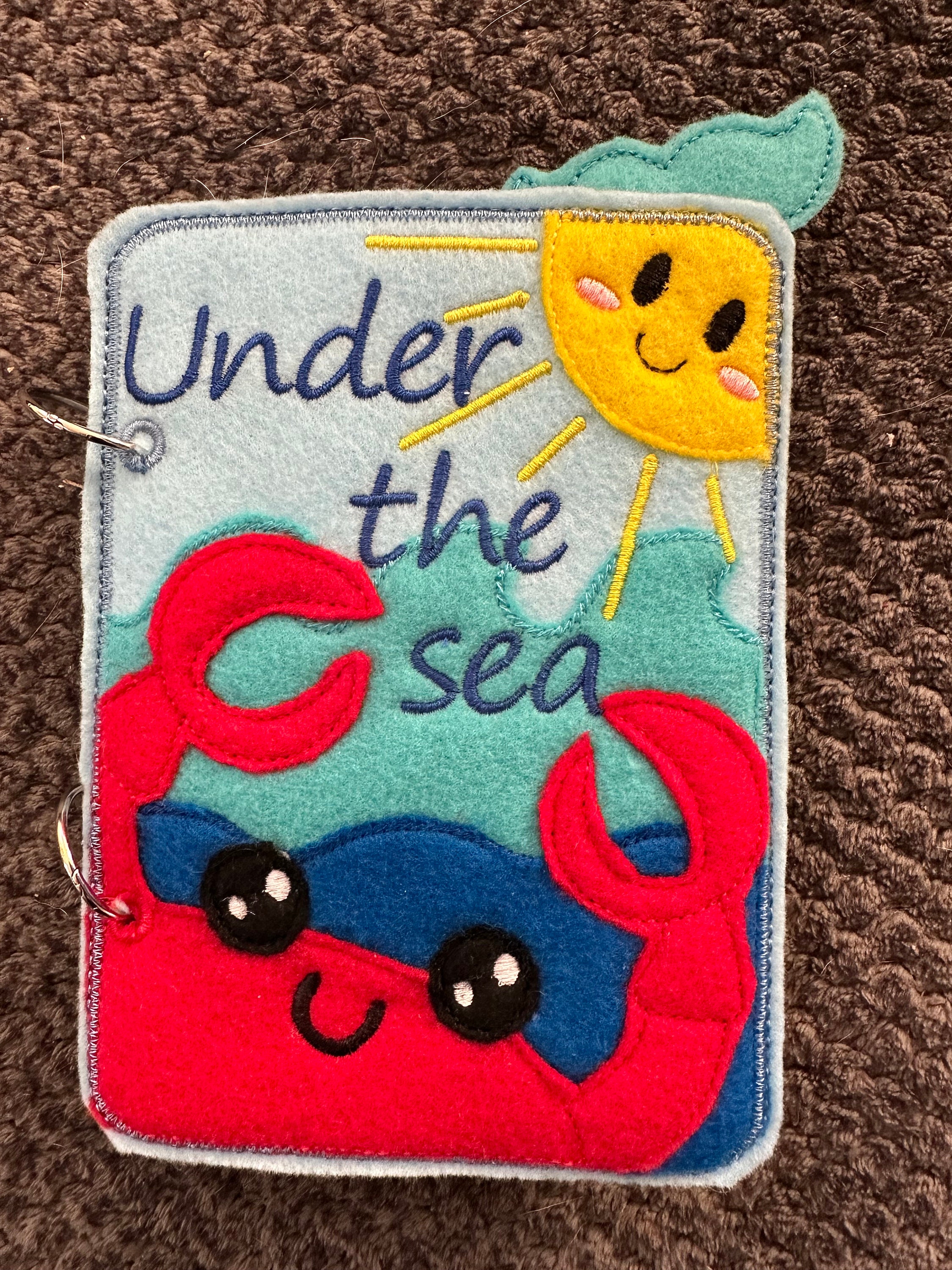 Under the Sea Felt Quiet Book: Ocean Animal Finger Puppets, Interactive ...