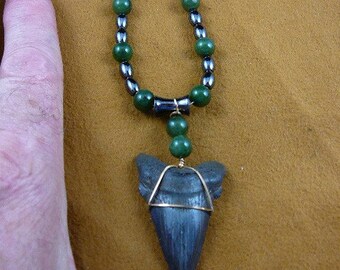 Jade tooth pendant | Etsy