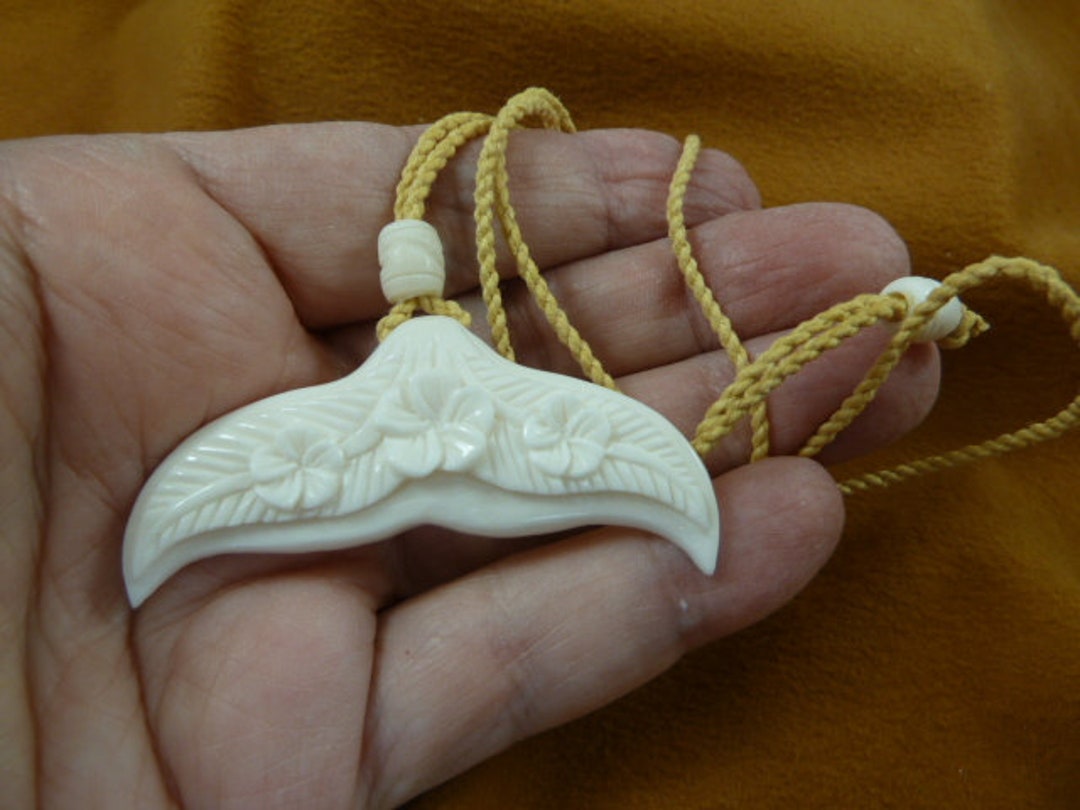 Graceful White Whale Tail Maori Hook Bone Carved Pendant Adjustable ...