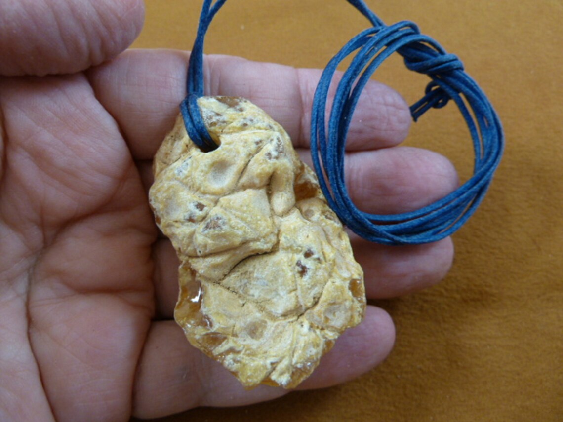 16.7 g Rare Kauri tree Gum copal Amber nugget pendant on | Etsy