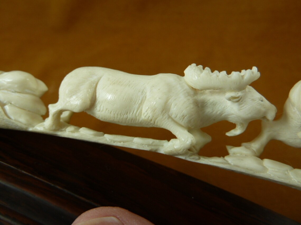 3 White Moose Elk Bull Running of Shed ANTLER Figurine on Wood - Etsy