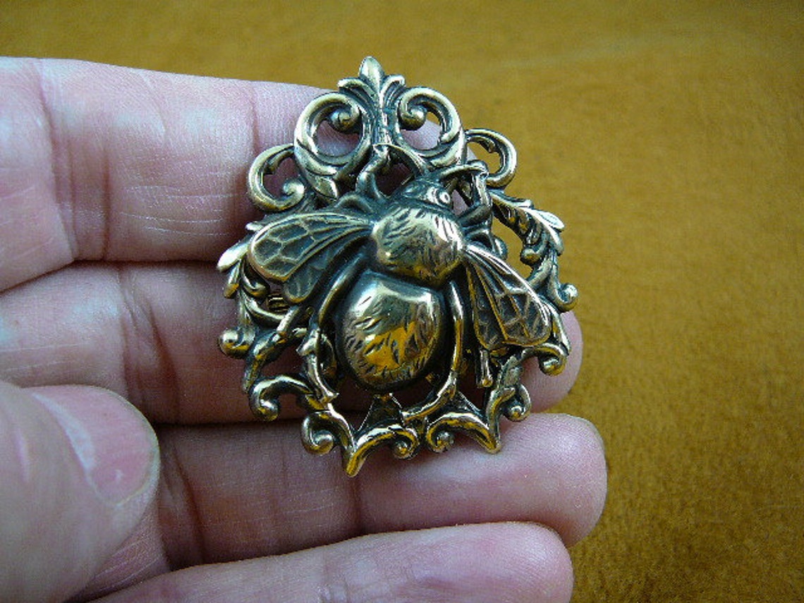 Bee Bumble Bees Honey Insect Bug Bugs Lover Scrolled Filigree Brass Pin ...
