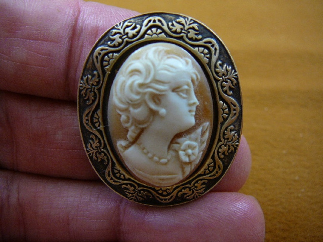 Classic Woman With Curled Hair Oval Hand Carved Shell CAMEO Brass Pin ...