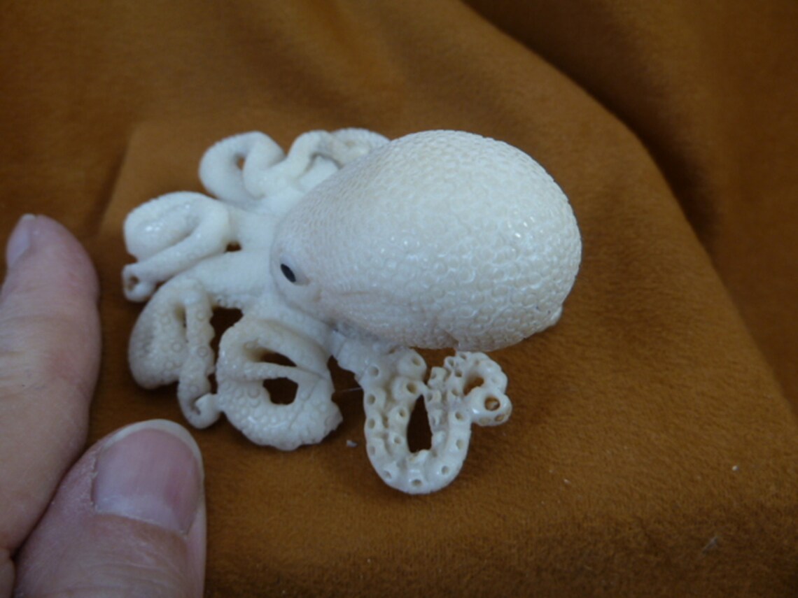 Large White Octopus of Shed ANTLER Figurine Bali Detailed Carving of ...