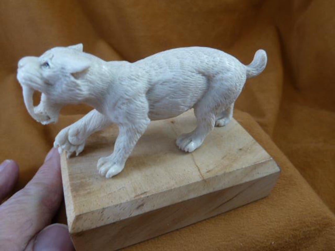 Saber Tooth Tiger Big Cat Figurine on Wood Base Bali Detailed Carving ...