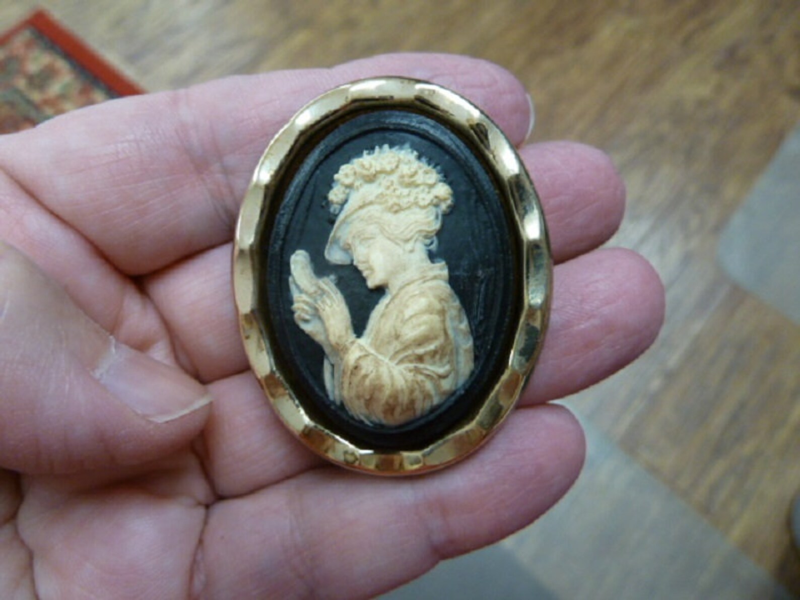 Black Ivory CAMEO Lady With Hand Mirror Wearing Hat With Roses - Etsy