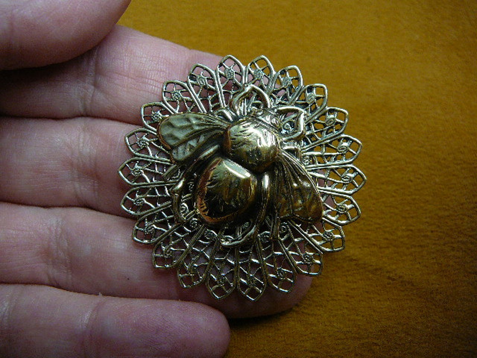 Bee Bumble Bees Honey Insect Bug Bugs Lover Filigree Brass Pin Pendant ...