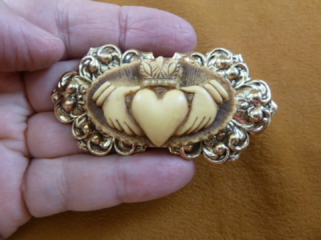 Ivory Color CLADDAGH Cameo Irish Heart Crown Hand LOVE Hands Pin ...
