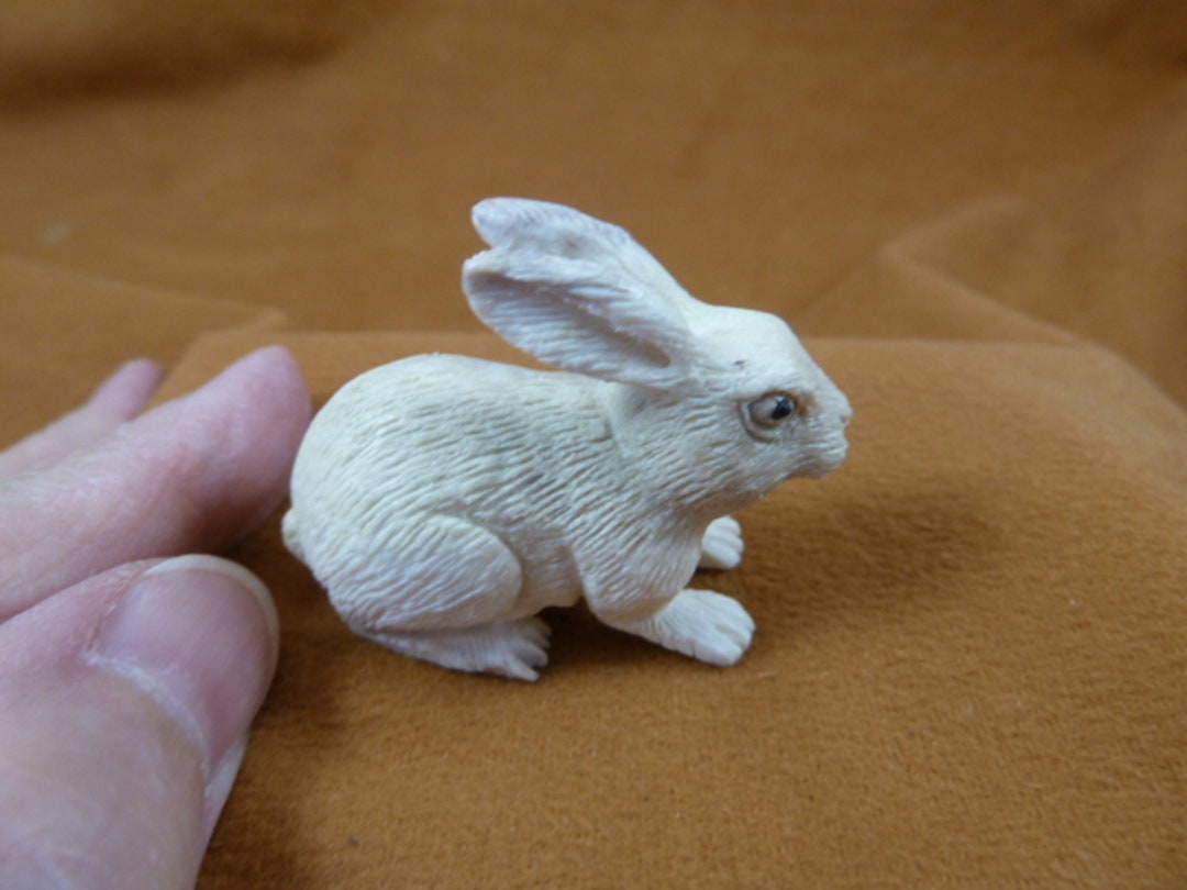 Lil White Bunny Rabbit Hare Sitting of Shed ANTLER Figurine Bali ...