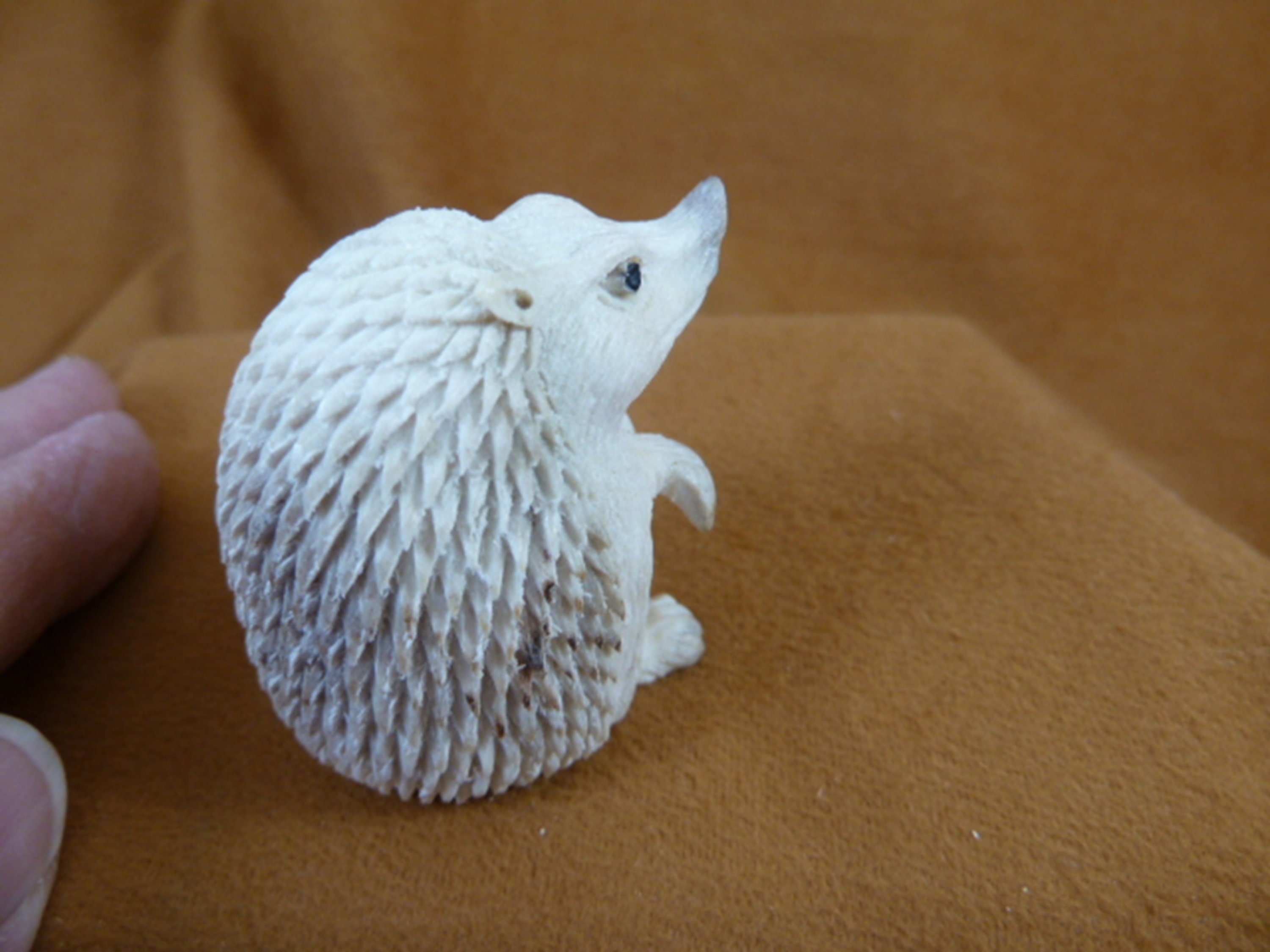 Hedgehog of Shed ANTLER Figurine Bali Detailed Carving of Shed Moose ...