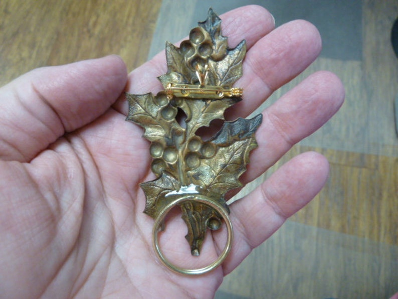Hollyberry Holly Berry Leaf Sprig Brass Eyeglass Glasses Holder Id ...