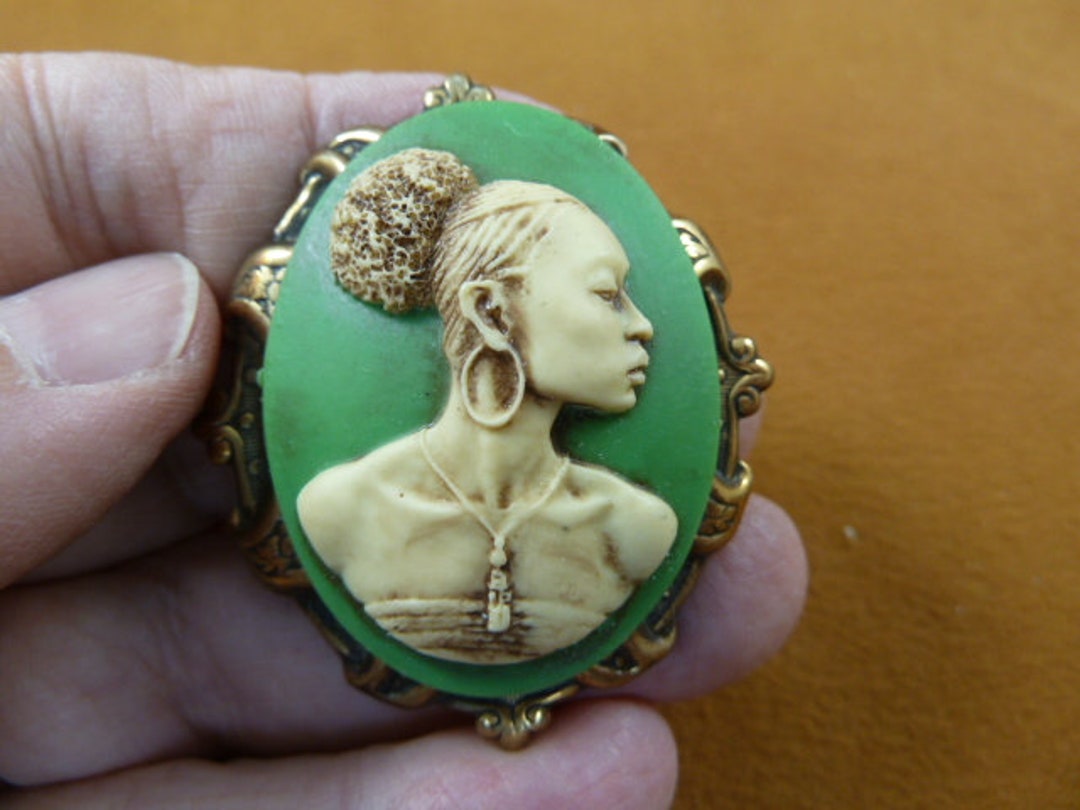 RARE African American LADY Ivory + Green Oval CAMEO Scrolled Floral ...