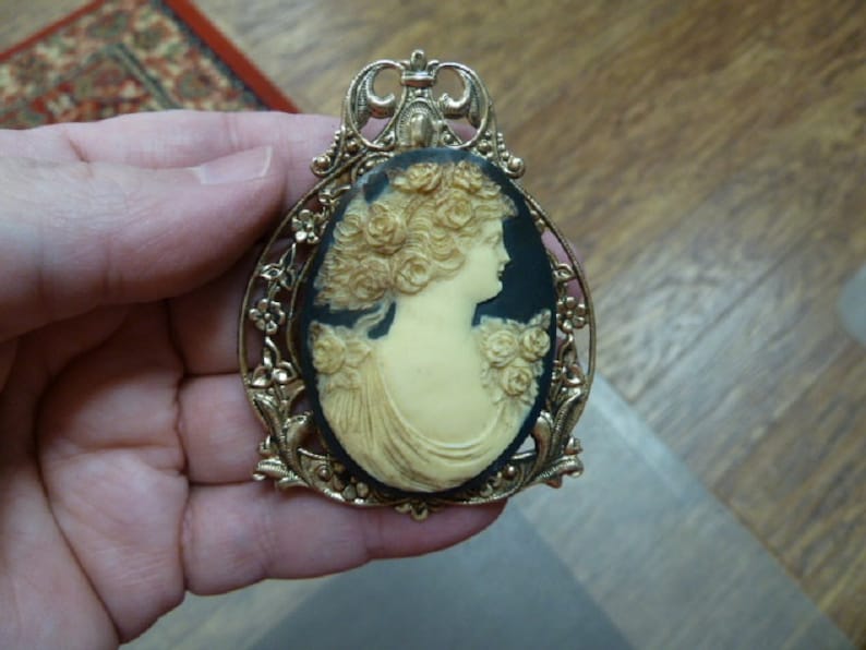 Roman Woman With Roses Flowers Blue and Ivory CAMEO Pin - Etsy