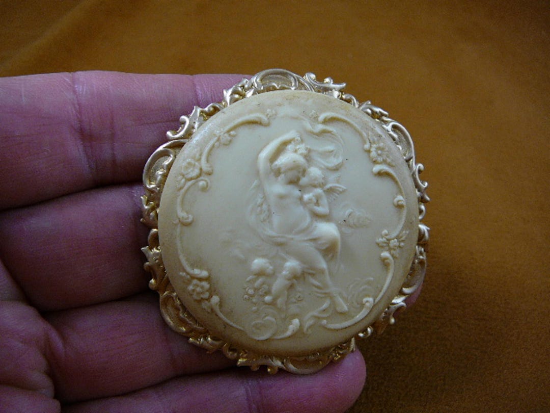 Woman With Cherubs Baby Angles Dancing Ivory Colored Round CAMEO Round ...