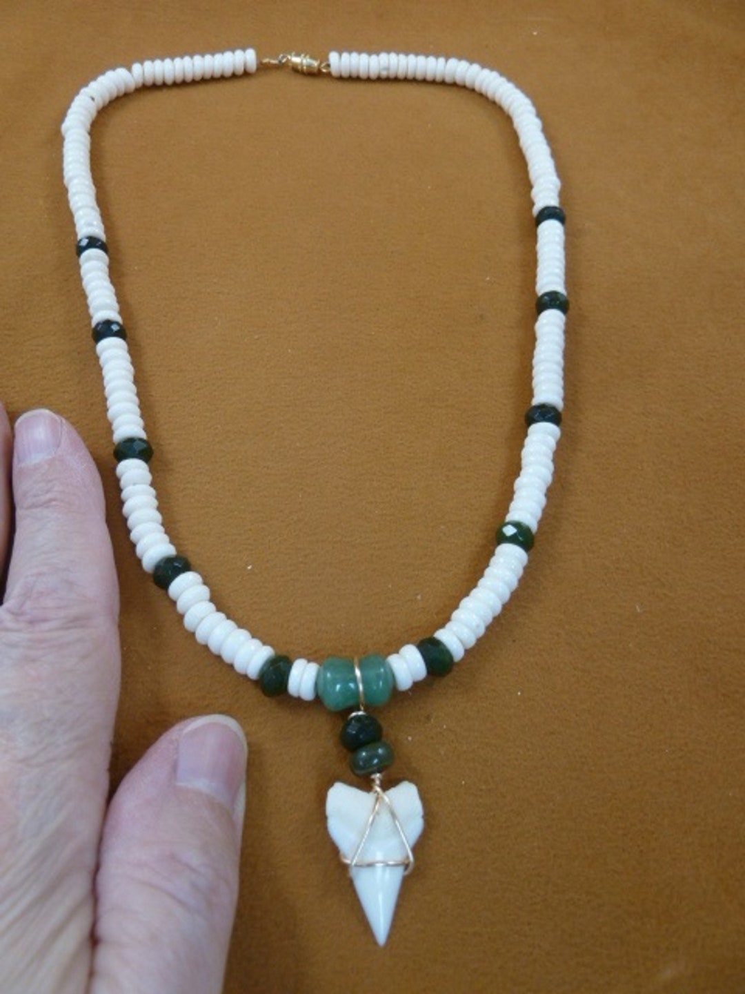 1 Inch White Modern Speartooth Shark Tooth Teeth Gold Wired on 19.5 ...