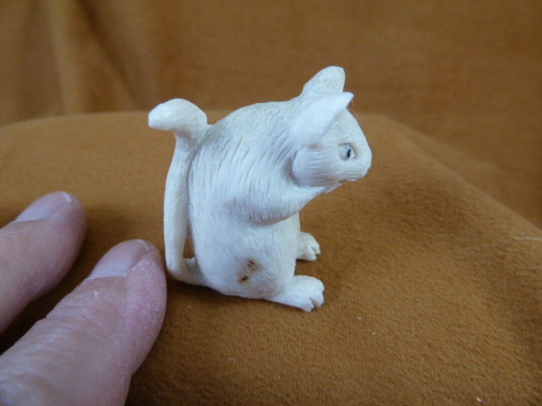 Mouse/rat of Shed ANTLER Figurine Bali Detailed Carving of Shed Moose ...