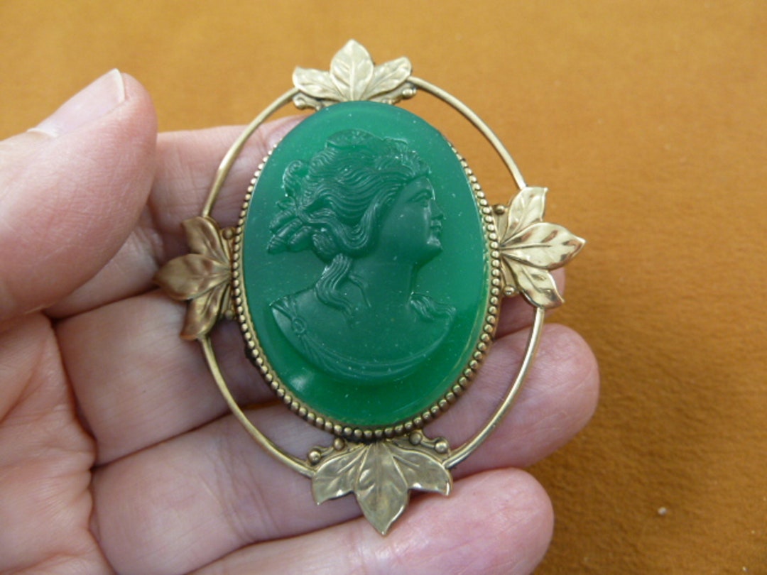 Psyche Greek Mythology Medusa Lady Woman Green CAMEO Leaf Design Pin ...
