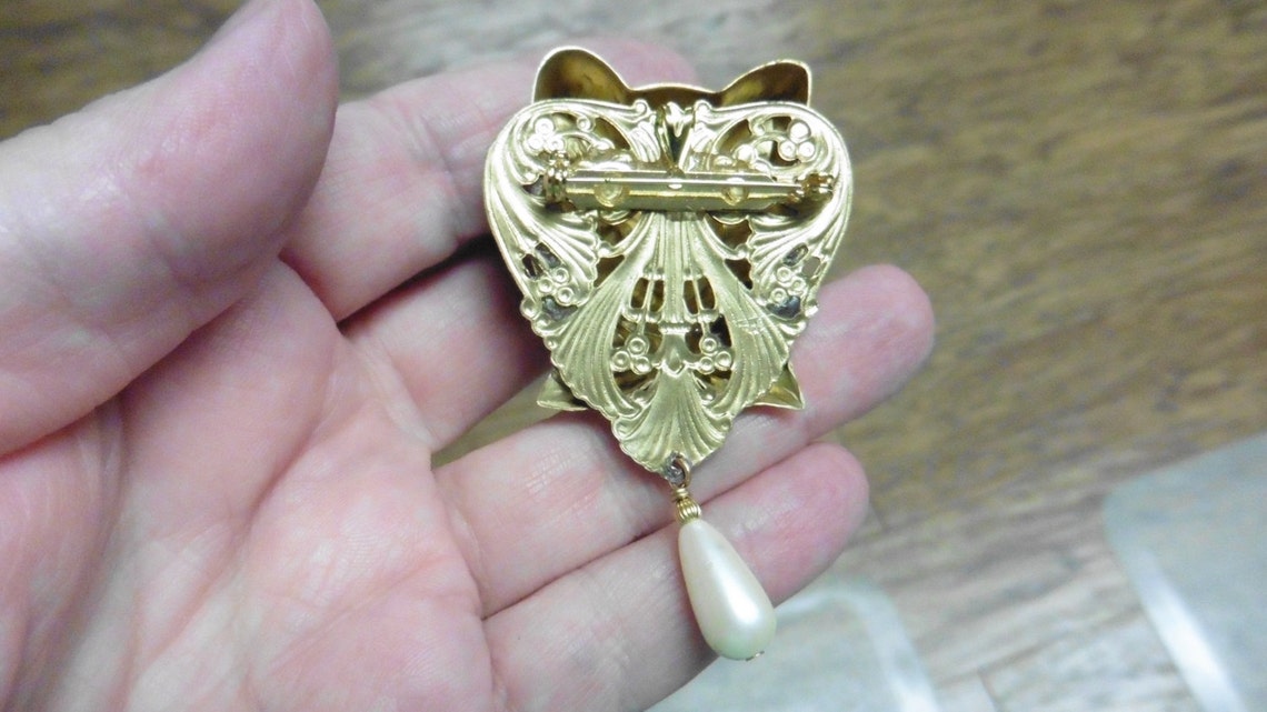 Large Cat Head Neck Bow Kitty Kitten Love Cats Lover Heart Pearl Drop ...