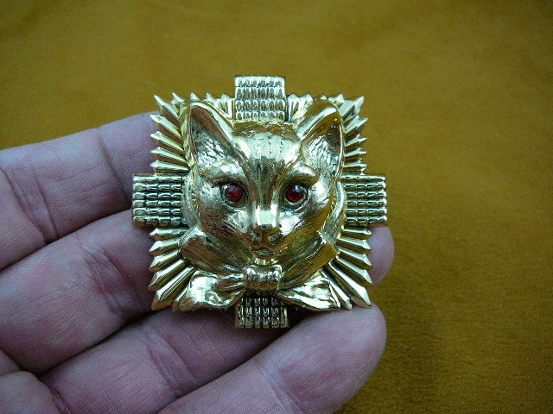 Large Cat Head With Red Eyes and Ribbon or Bow Around Neck Kitty Kitten ...