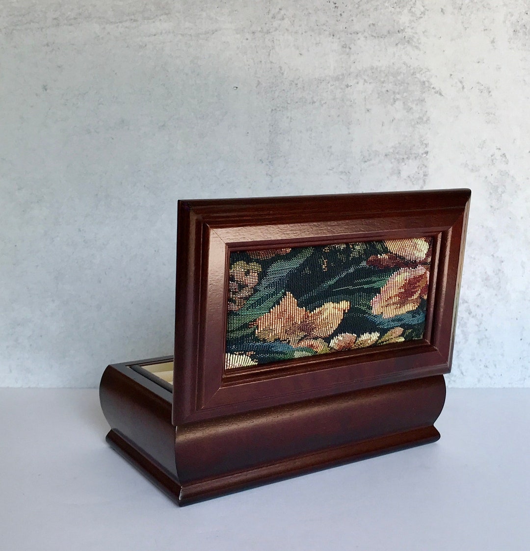 Vintage Tapestry Treasures Wooden Jewelry Box Never Used - Etsy