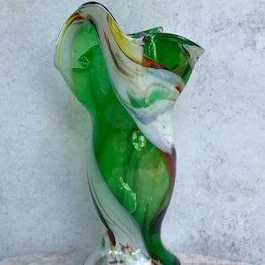 Vintage Handblown Art Glass Swirl Ruffled Rim Vase - Etsy