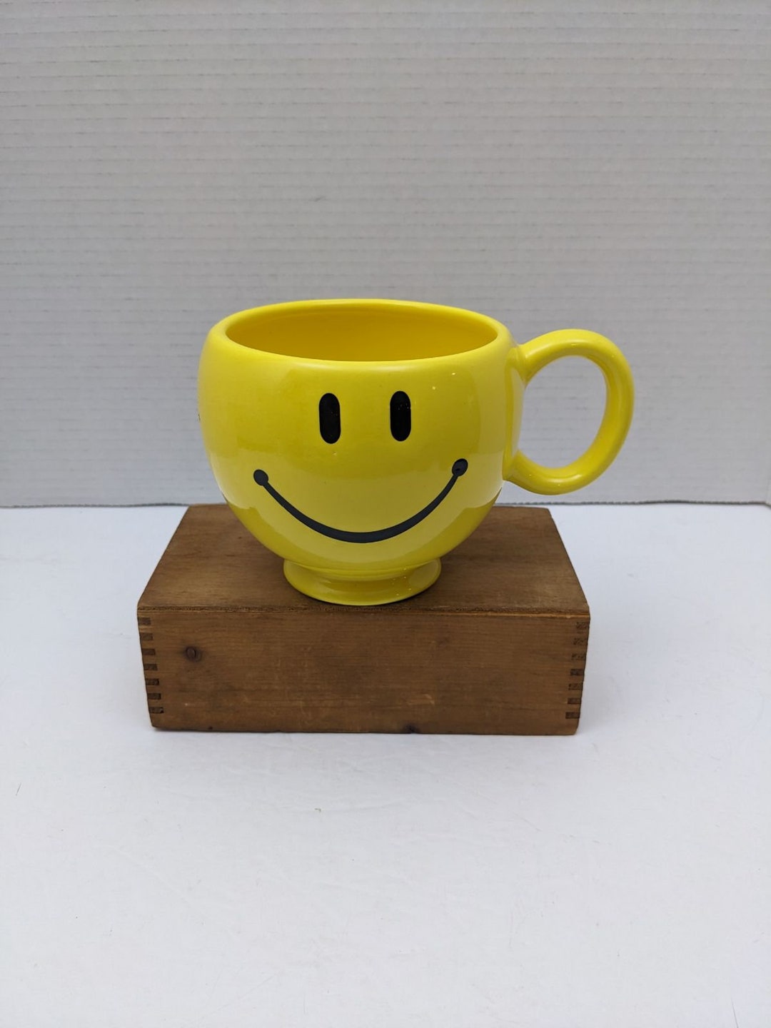 Smiley Face Mug- Large Yellow Happy Face - Etsy