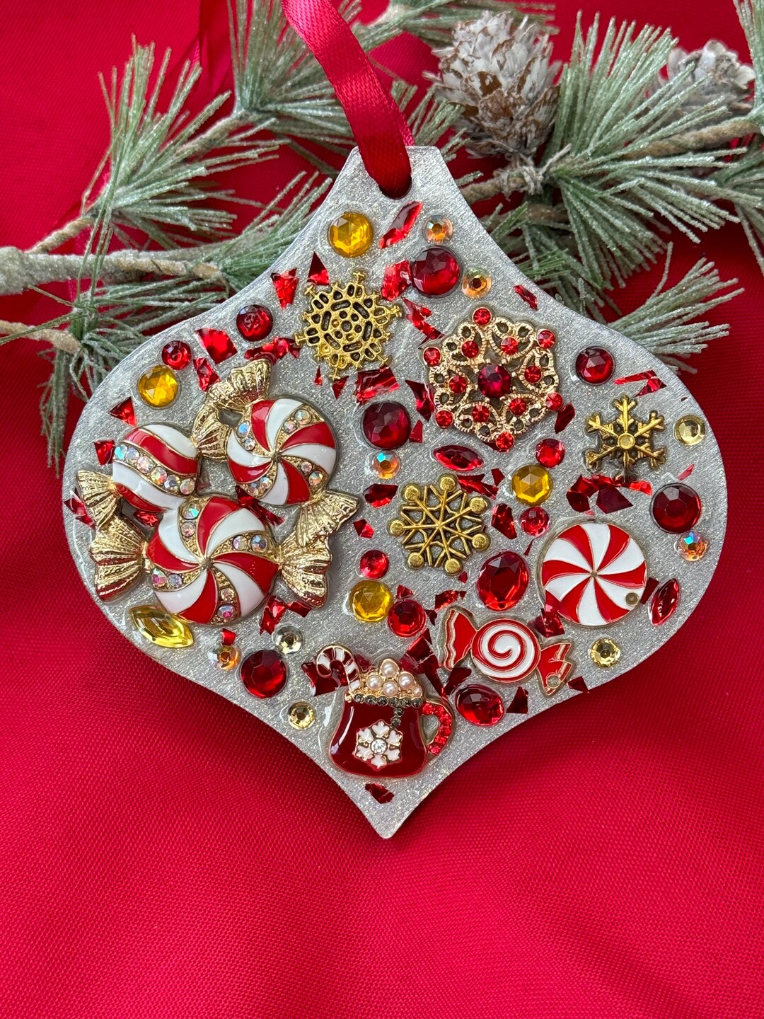 PEPPERMINT SWIRLS Ornament Costume and Vintage Jewelry, Gems ...