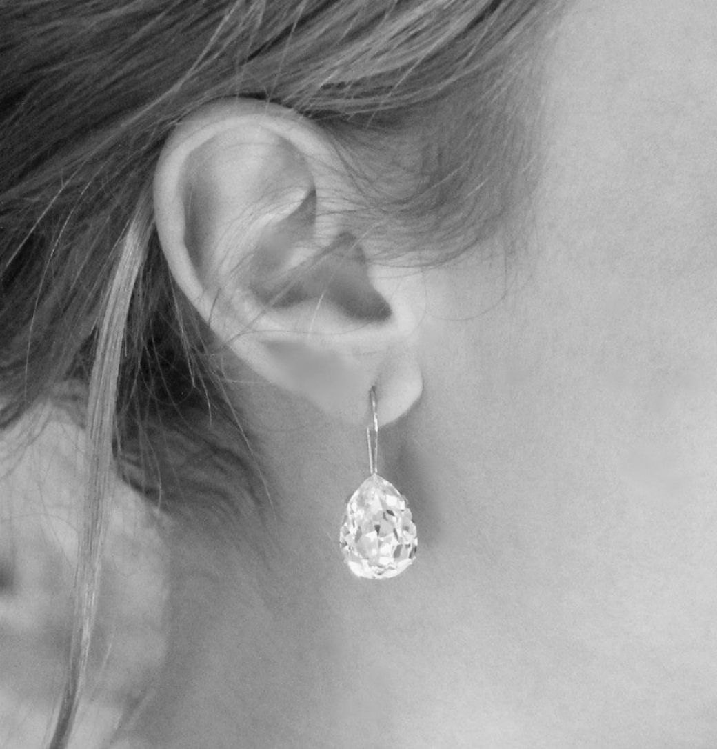 Swarovski Emerald Crystal Teardrops Set in Silver on Leverback - Etsy