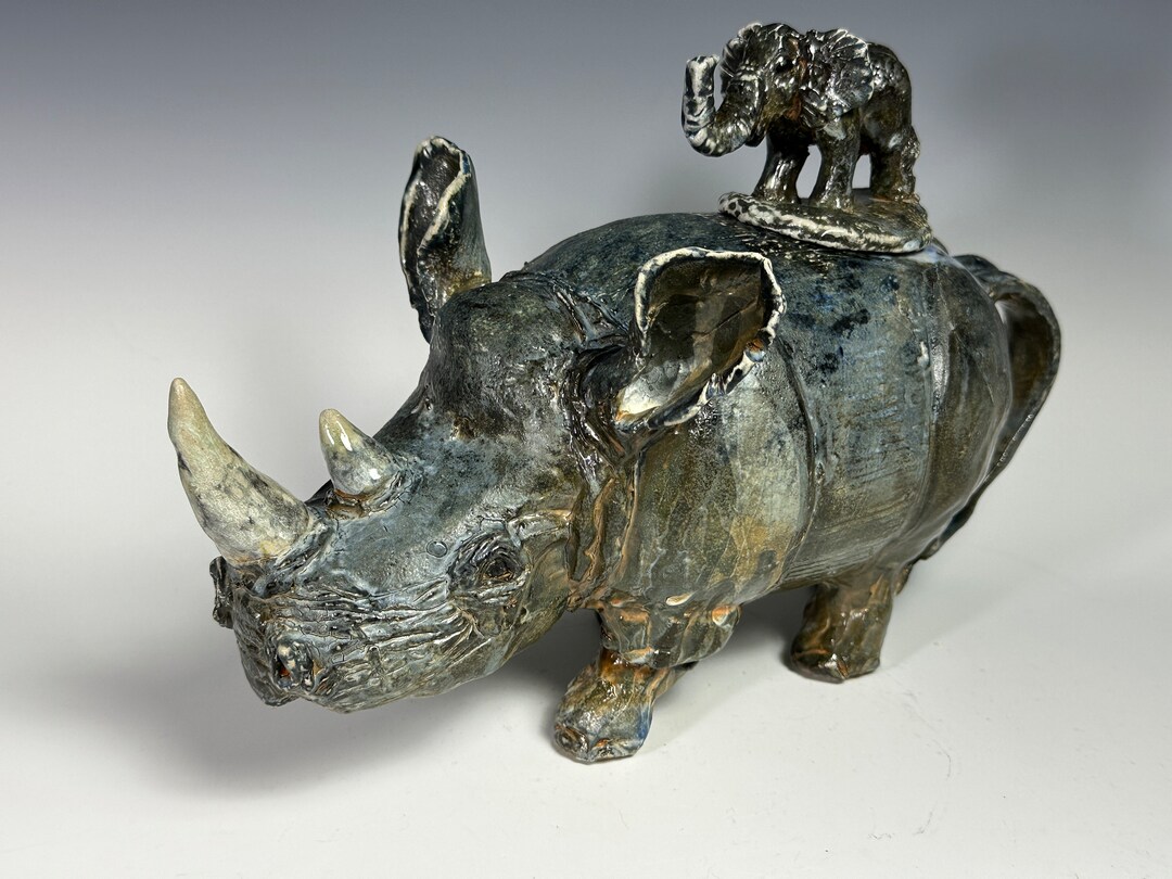 731 Rhino Teapot/pitcher Beverage Pourer With Elephant Lid Soda 9”x12 ...