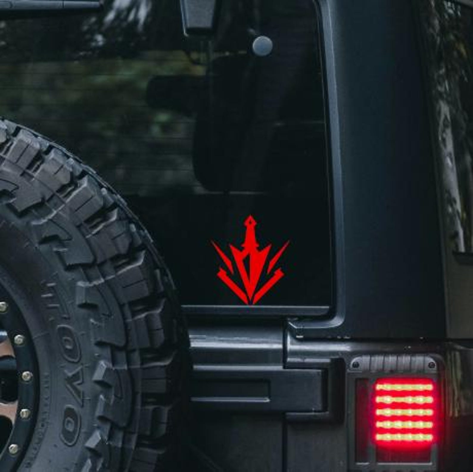 J.e.products 4in KDA Akali Icon White Vinyl Sticker for Trucks, Cars ...