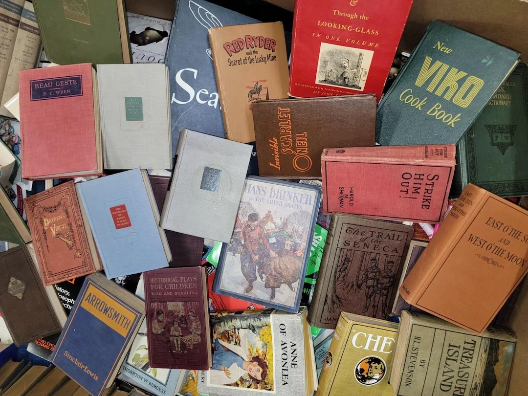 Lot of 10 Rare Antique Vintage Books - Unsorted Collection - Etsy