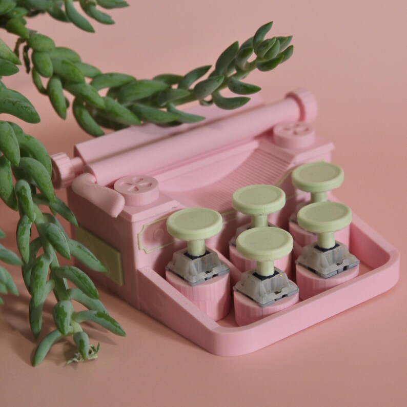 Typewriter Clicky Fidget / Artisan Keycap Display : Resident Evil ...