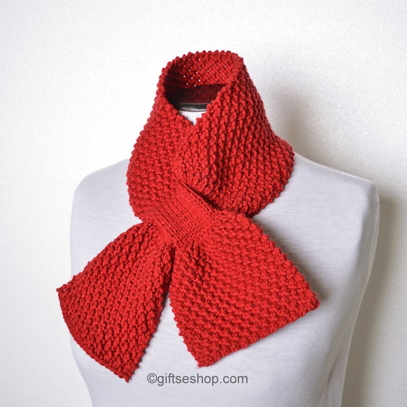 Keyhole Scarf Knitting Pattern No119 | Etsy