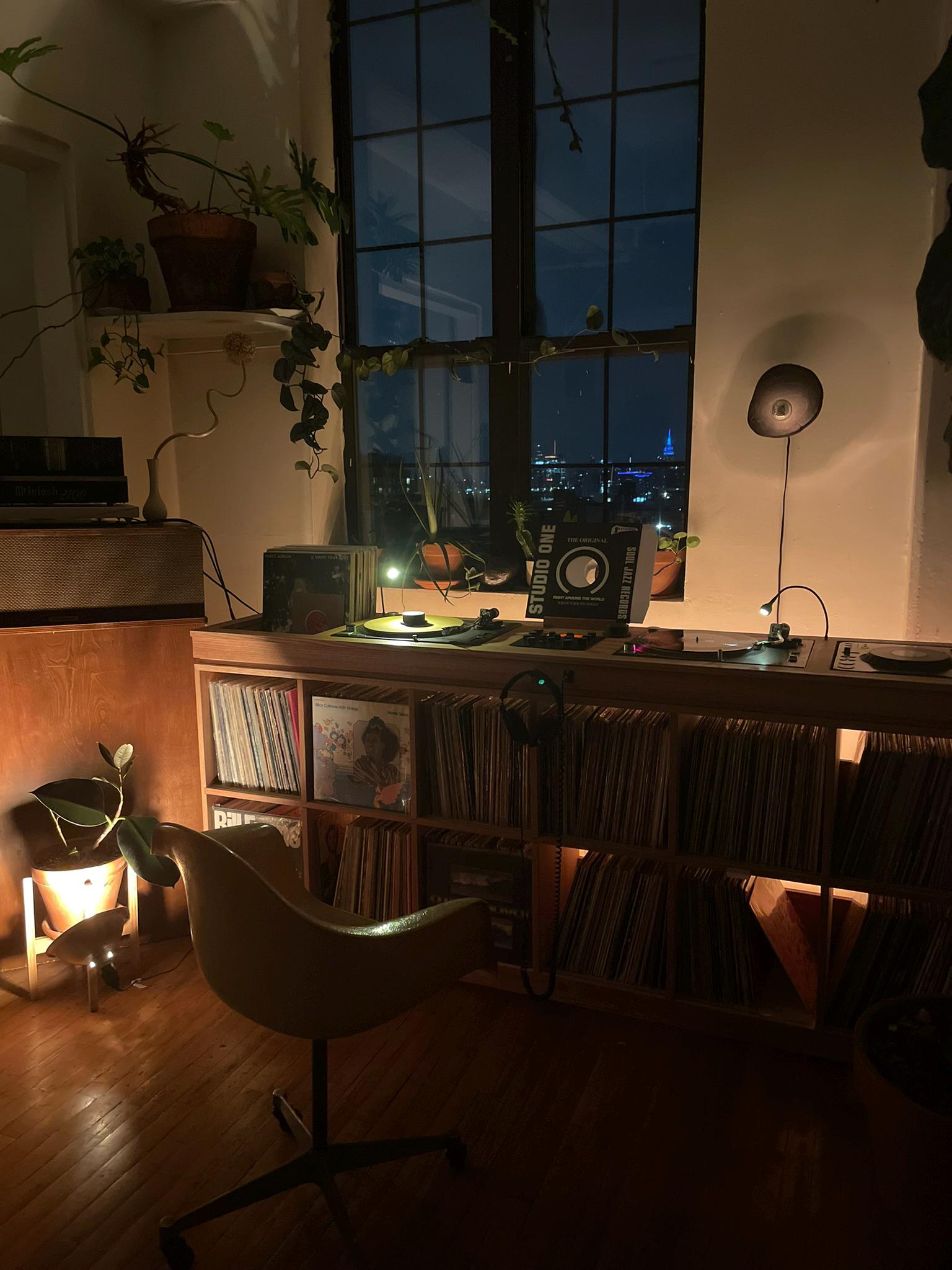 Custom DJ Booth + Record Storage - Etsy