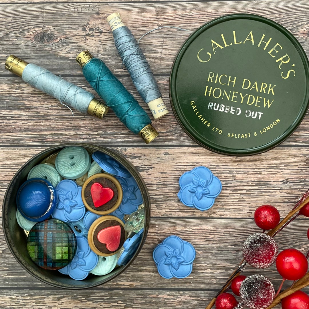 Midcentury Vintage Tin Filled With Vintage Thread and Buttons - Etsy