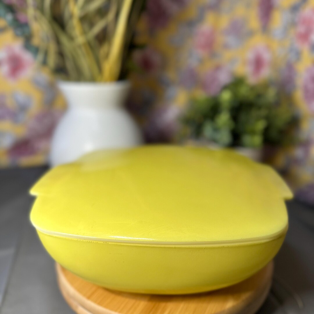 Vintage PYREX Lemon Yellow Casserole Dish 2-1/2 Quart 515-B With Lid ...