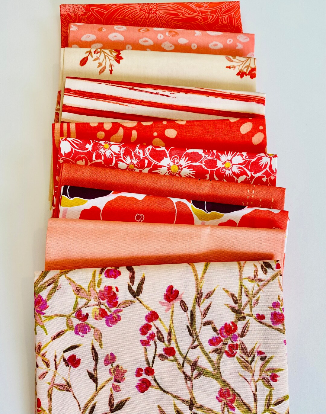 10 Fat Quarter Bundle Art Gallery Quilt Fabric, Color Master Coral ...